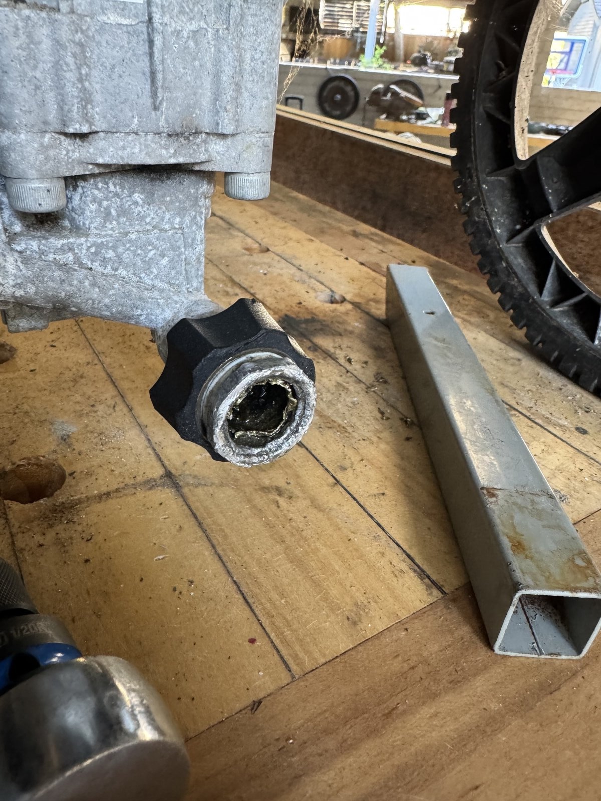 Fixing the inlet on my Ryobi Pressure Washer – TIM BOOHER